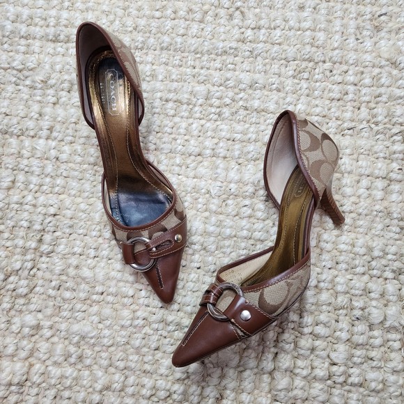 Coach | Shoes | Coach Allison Heels 85b Kitten Heel Pointed Toe Tan ...